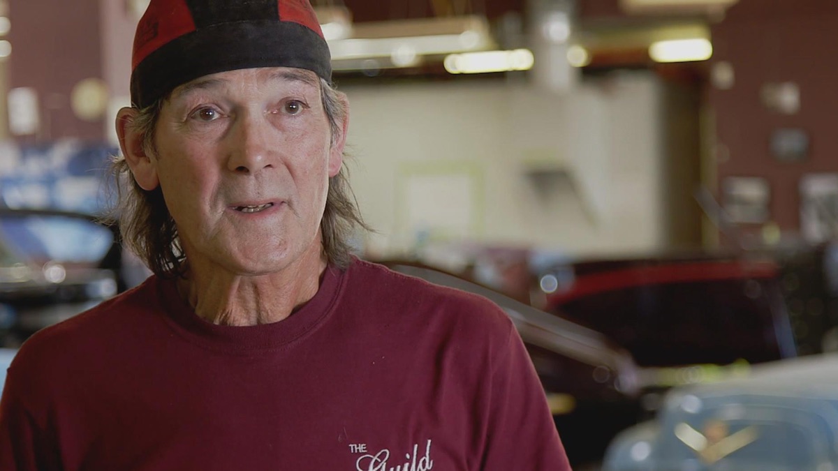 Spring Cleaning – Restoration Garage (Season 3, Episode 3) - Apple TV (AU)