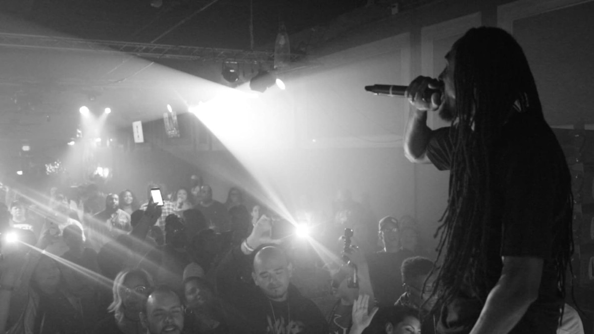 Boome Satellites in Texas - Apple TV