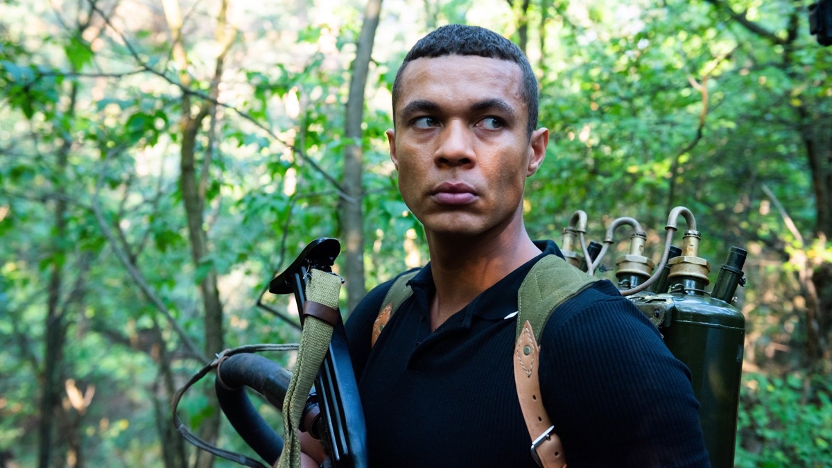 ‎The Green Dacha - Berlin Station (Series 3, Episode 8) - Apple TV (UK)