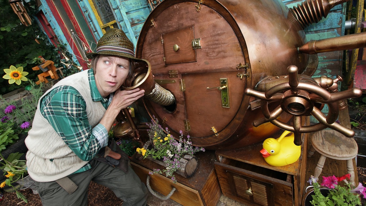 Bees - Mr Bloom's Nursery (Season 1, Episode 23) - Apple TV