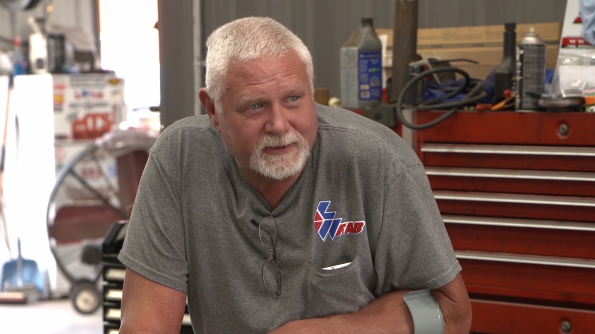 Running with Rivals – Dirty Mudder Truckers (Season 3, Episode 5 ...