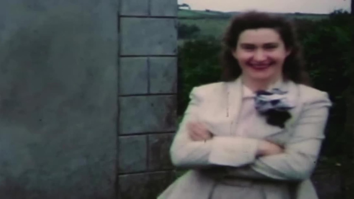 The Mad Hannans - Apple TV