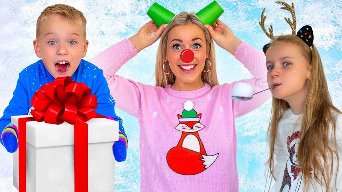 At-Home Family Christmas Challenges! - Gaby and Alex (Season 2, Episode 23) - Apple TV