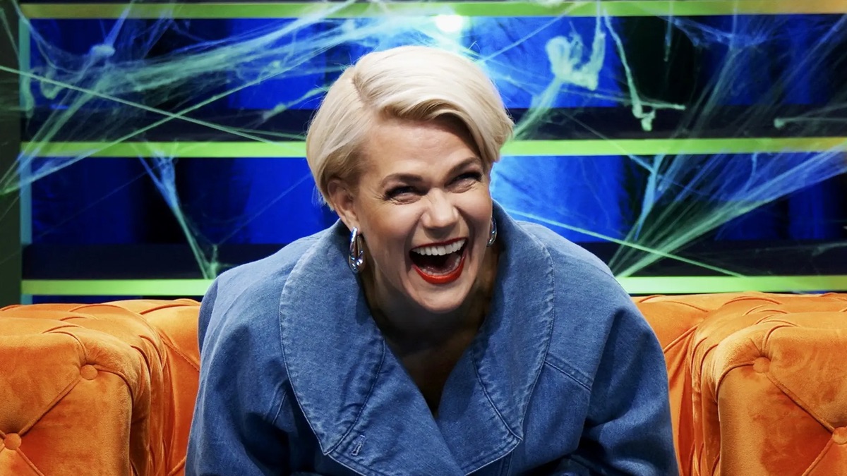 ‎Consensual Tickling - LOL: Last One Laughing Norway - Halloween Special (Series 1, Episode 3 ...