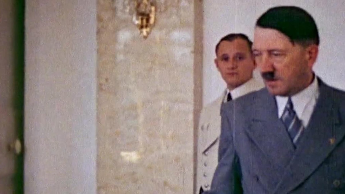 Defining Moments of WWII in Colour: Hitler's New Empire - Apple TV