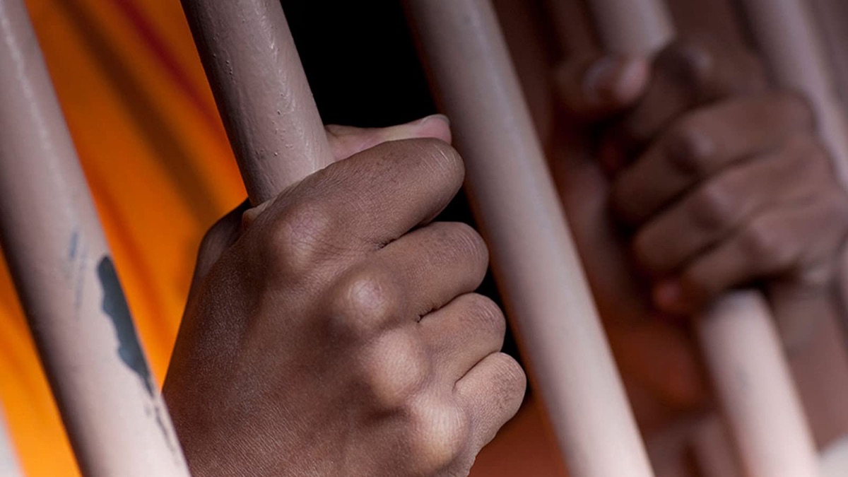 The Truth behind False Confessions - Forensic History: Crimes, Frauds ...