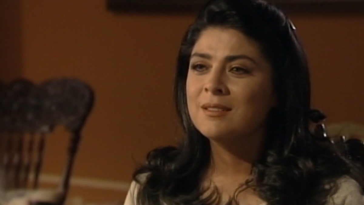 Federico se sale con la suya - Abrázame muy fuerte (Season 1, Episode 6 ...