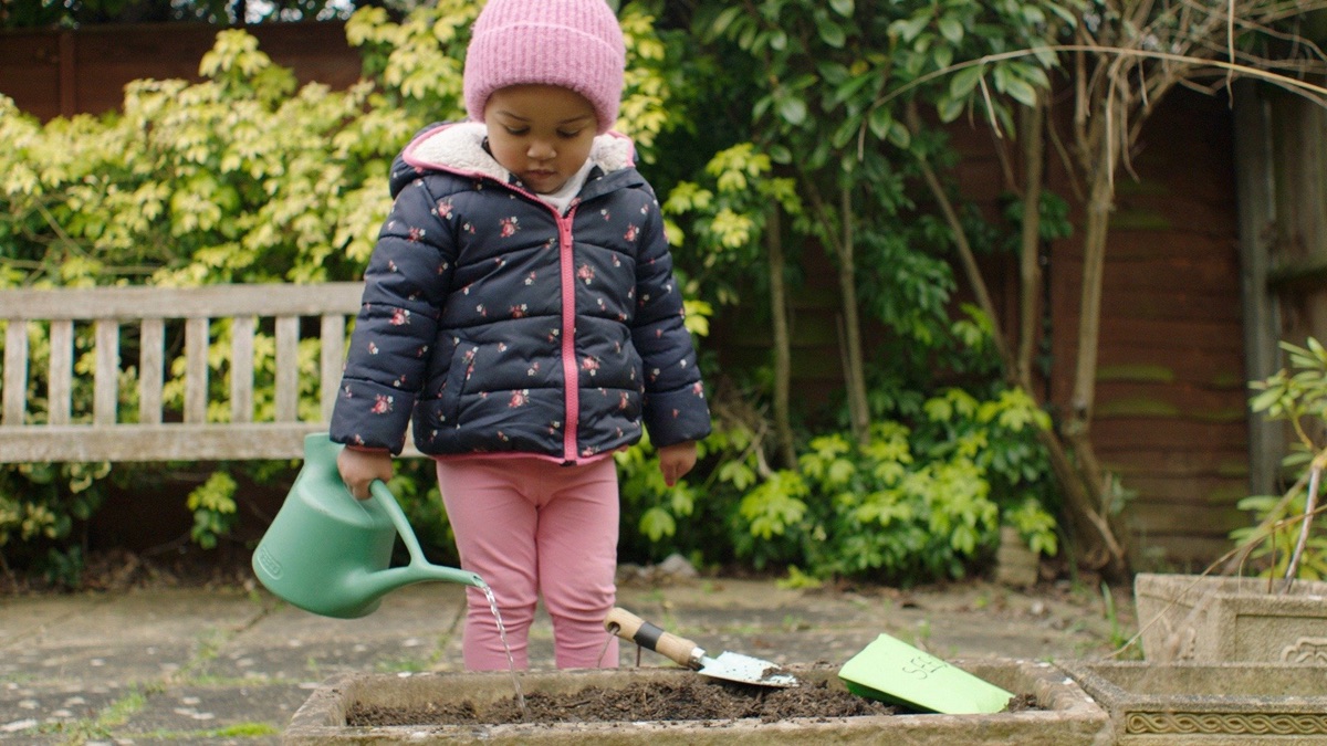 Farming - Look See Wow! (Series 1, Episode 5) - Apple TV (UK)