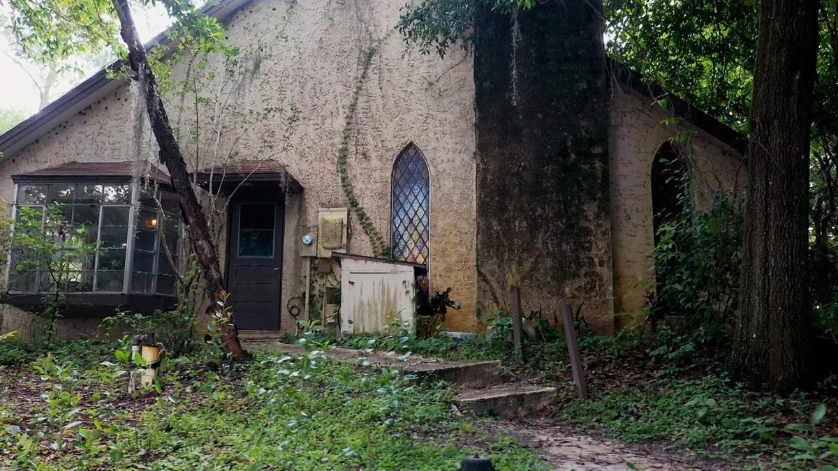 Lake Mary – Zombie House Flipping (Season 4, Episode 19) - Apple TV (CA)