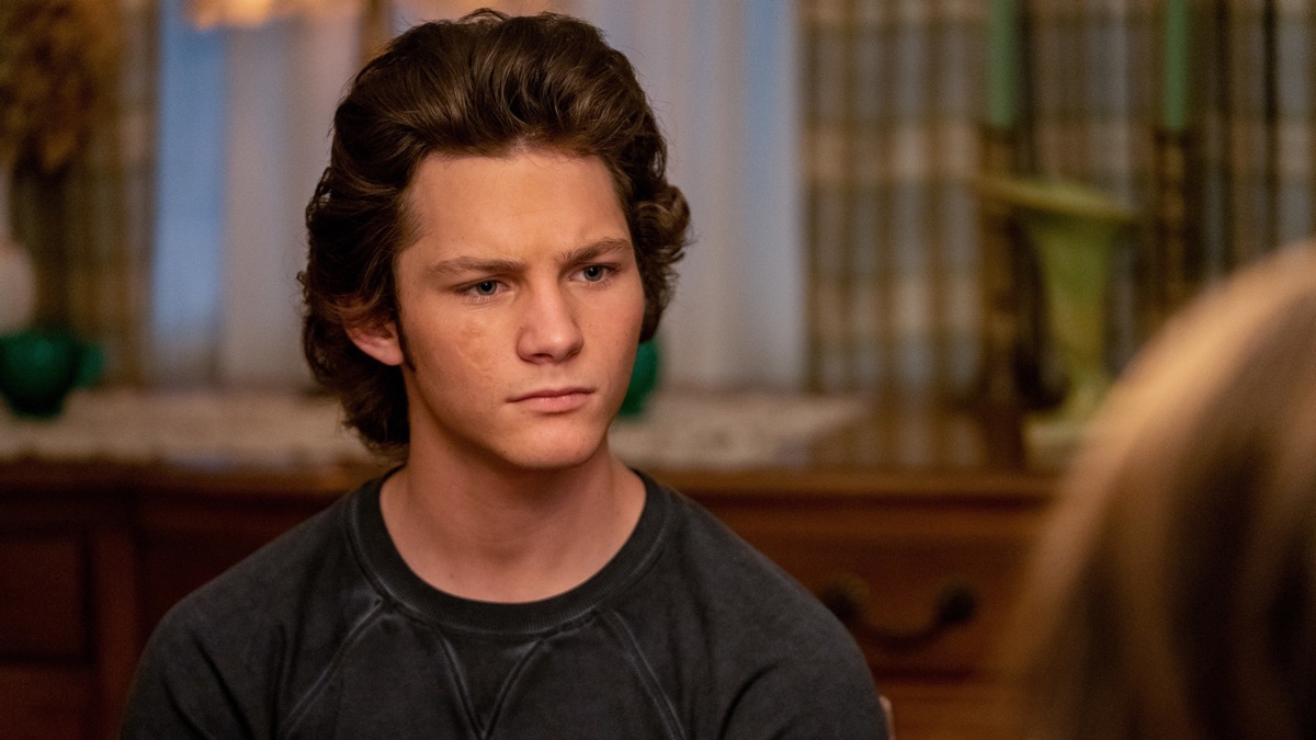 Pish Posh and a Secret Back Room - Young Sheldon (Series 5, Episode 4 ...