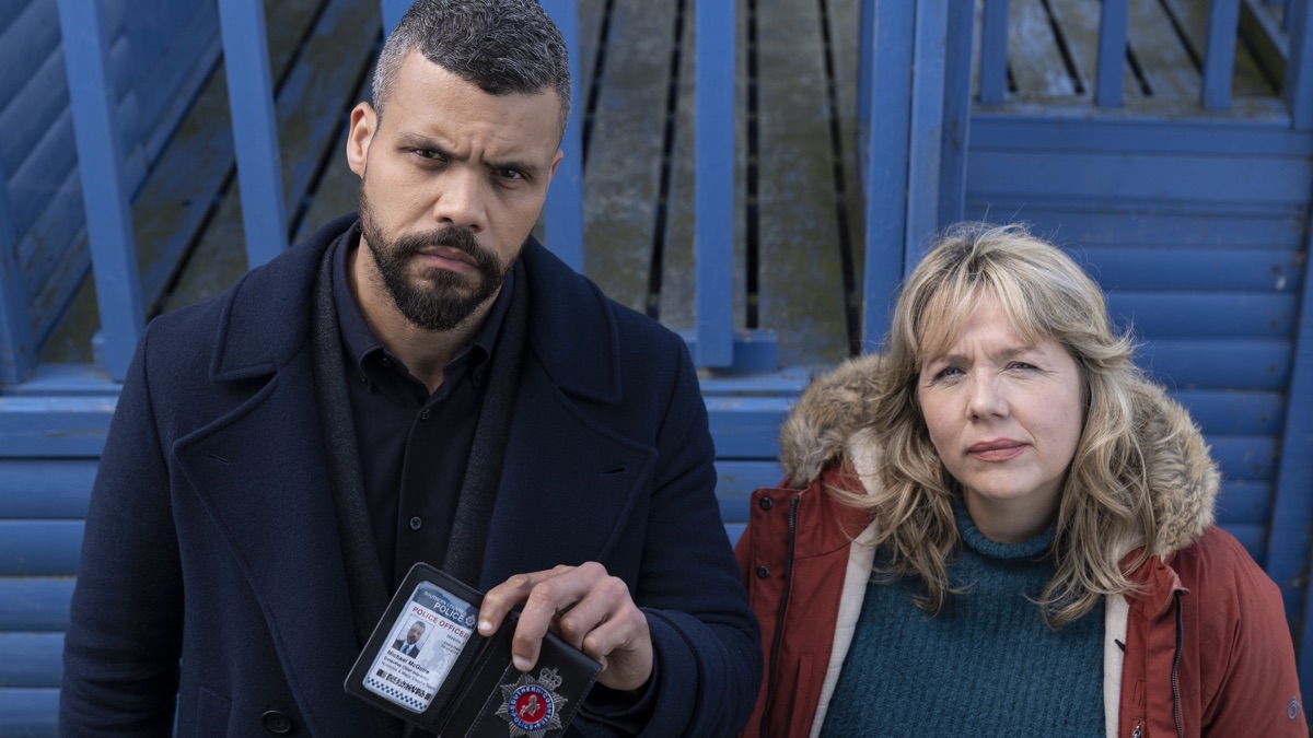 Walking With Ghosts - Whitstable Pearl (Series 3, Episode 5) - Apple TV ...