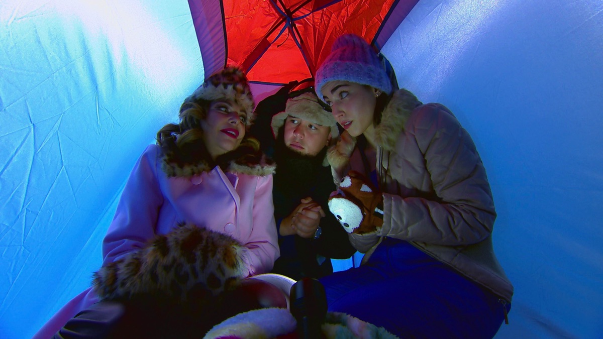 Y volver, volver, volver - Se Rentan Cuartos (temporada 3, episodio 1 ...