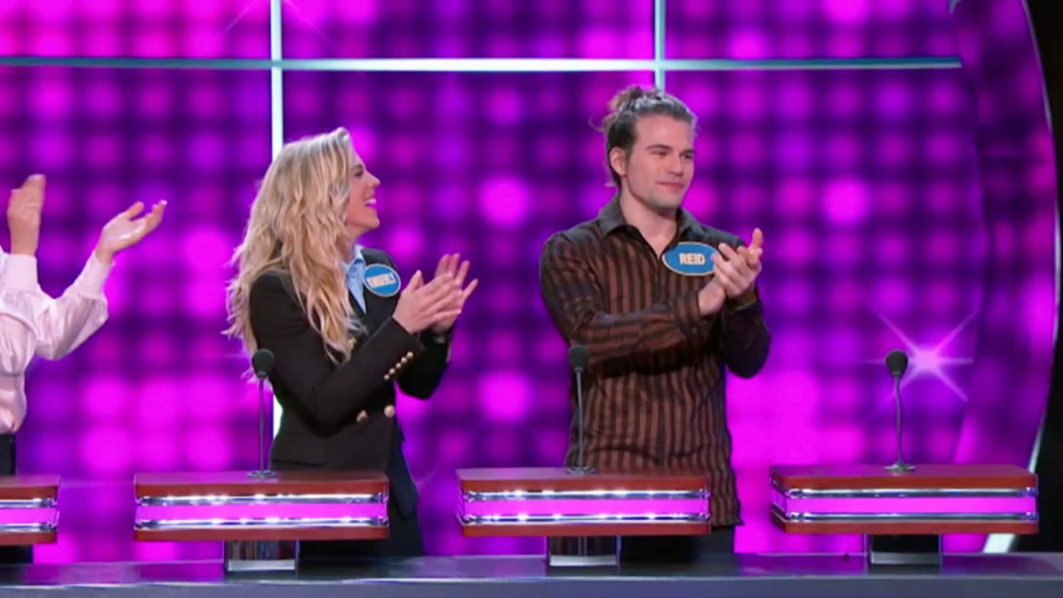 Giuliana Rancic Vs The Band Perry – Celebrity Family Feud (Season 2 ...