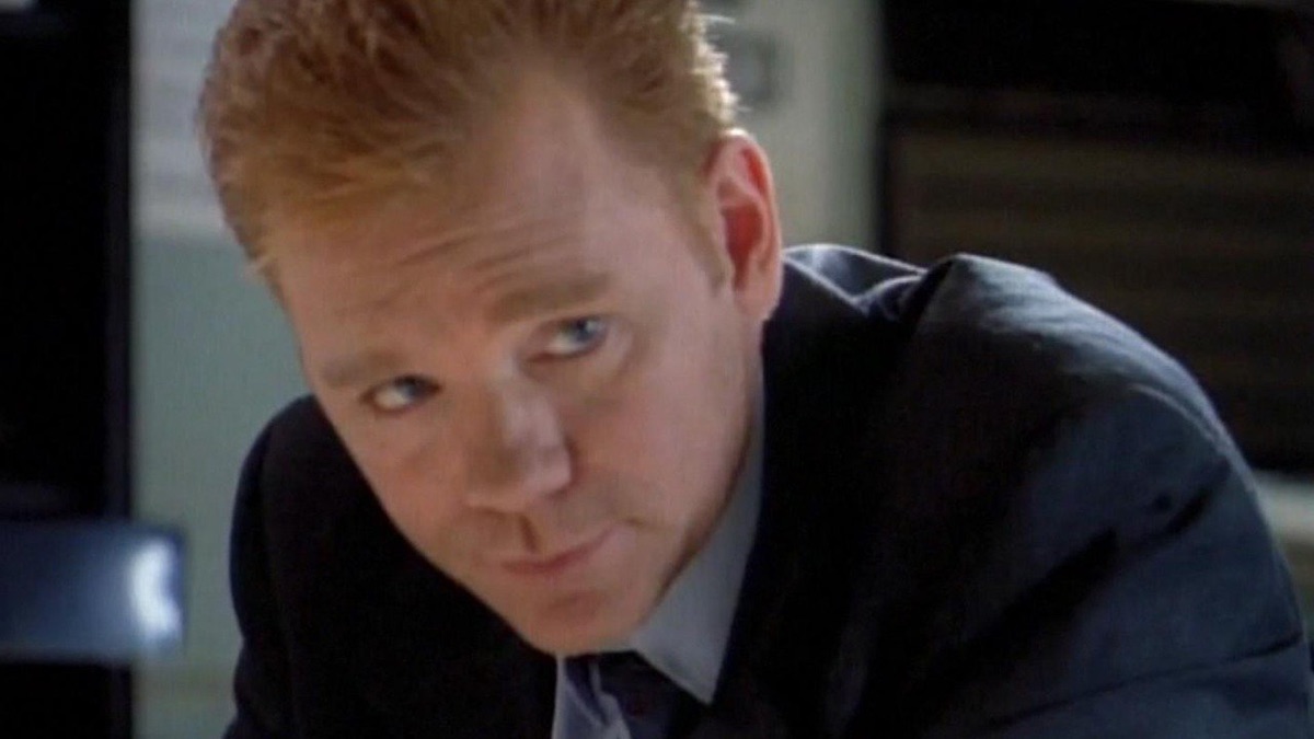 Abandando abandonado - NYPD Blue (temporada 1, episodio 13) - Apple TV