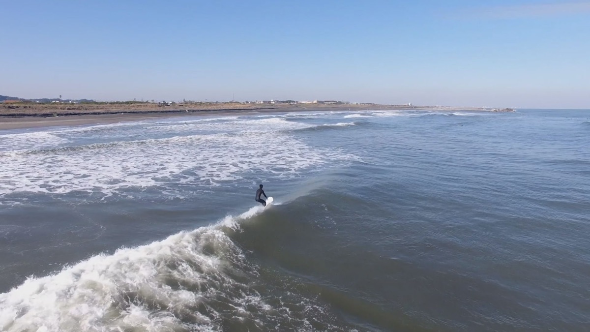 ‎話 SURF WITH DRONE・SURF WITH DRONE（シーズン1、第2話） - Apple TV (日本)