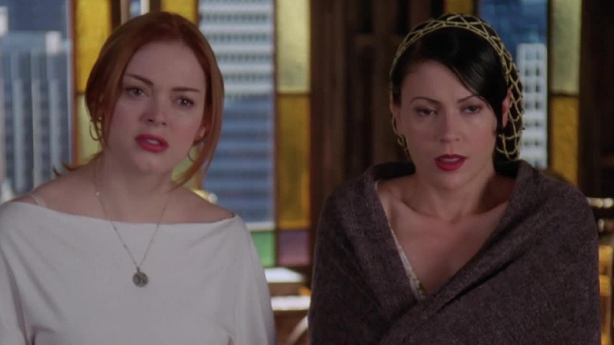 ‎Ai, minha Deusa, Parte 1 - Charmed (Temporada 5, Episódio 22) - Apple ...
