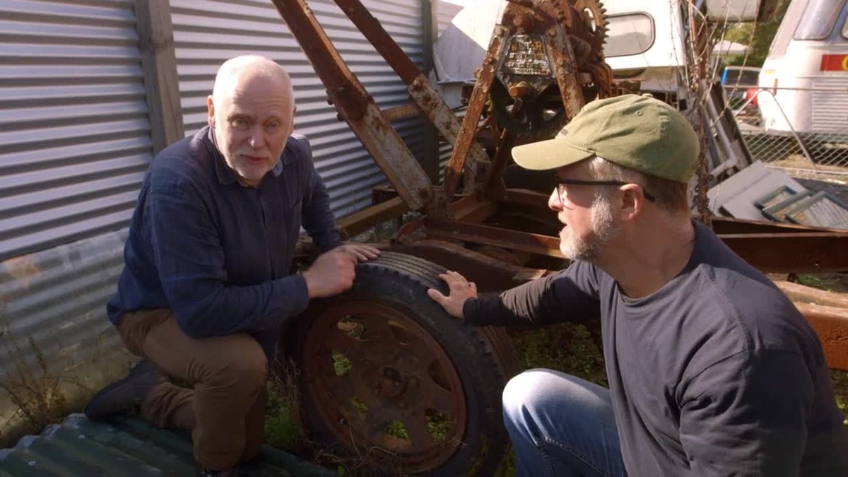 Morris Commercial LC3 - Start Me Up (Season 1, Episode 2) - Apple TV