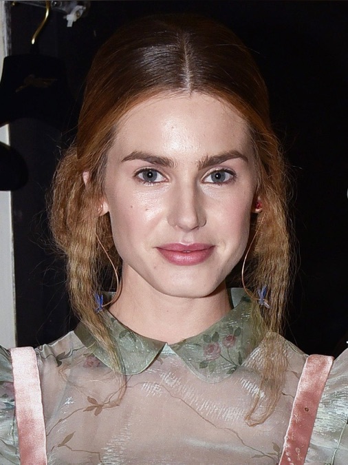 ‎Vanessa Hessler Movies and Shows – Apple TV