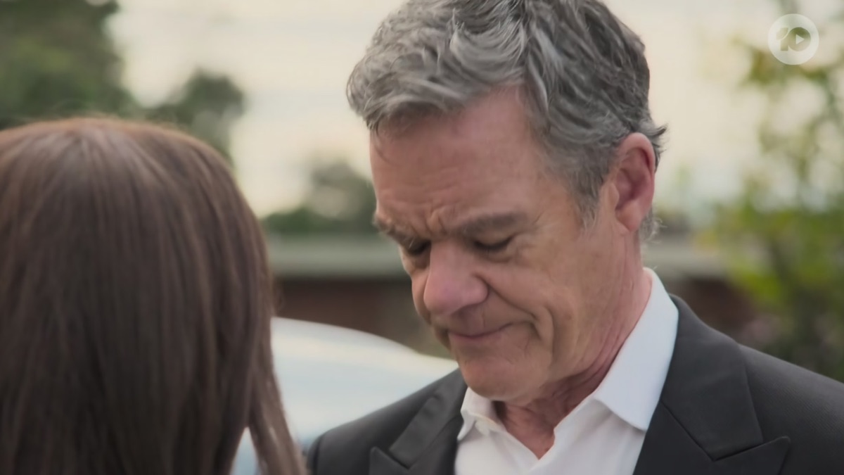 Episode 72 - Neighbours (Season 42, Episode 72) - Apple TV