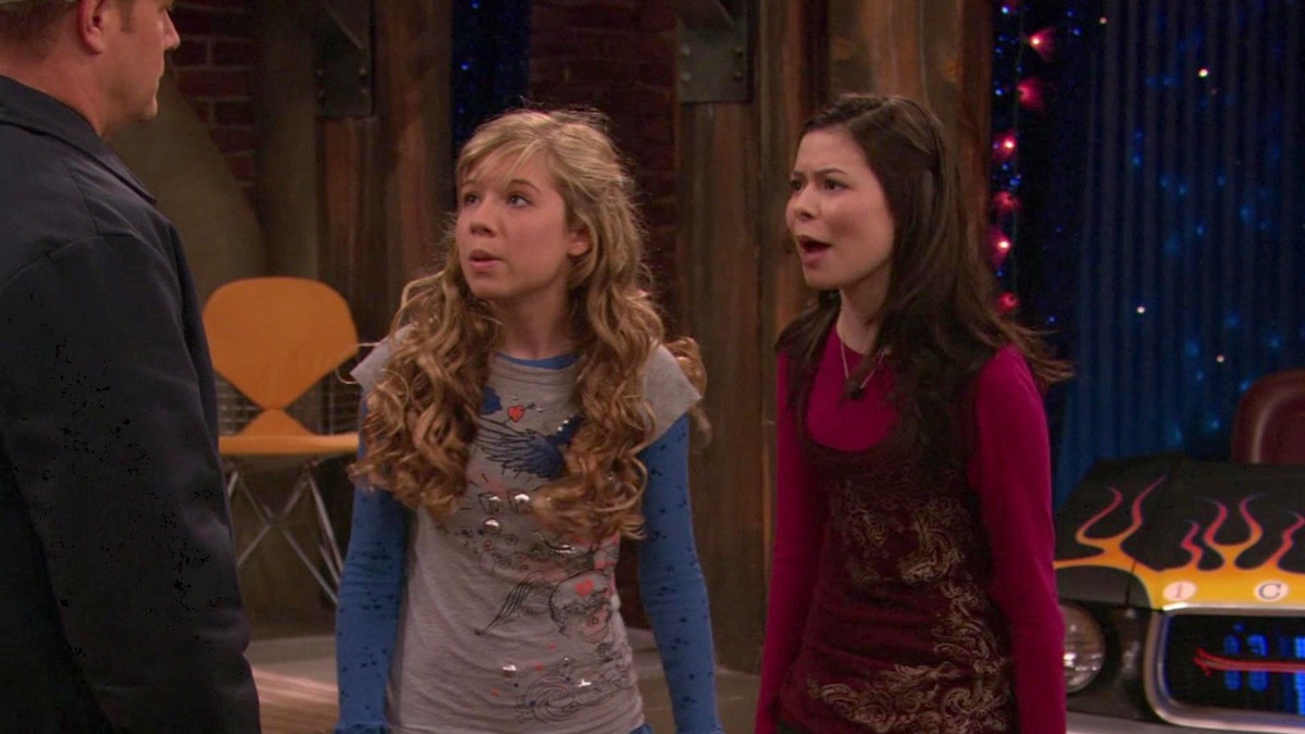 iWant a World Record - iCarly (Season 1, Episode 10) - Apple TV