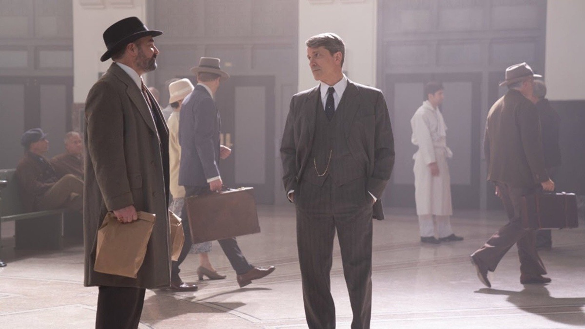 Episode 8 - The Porter (Series 1, Episode 8) - Apple TV (UK)