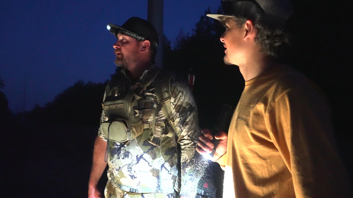 Taking Out the Trash - JUST SHOT: Buck Commander (Season 1, Episode 3 ...