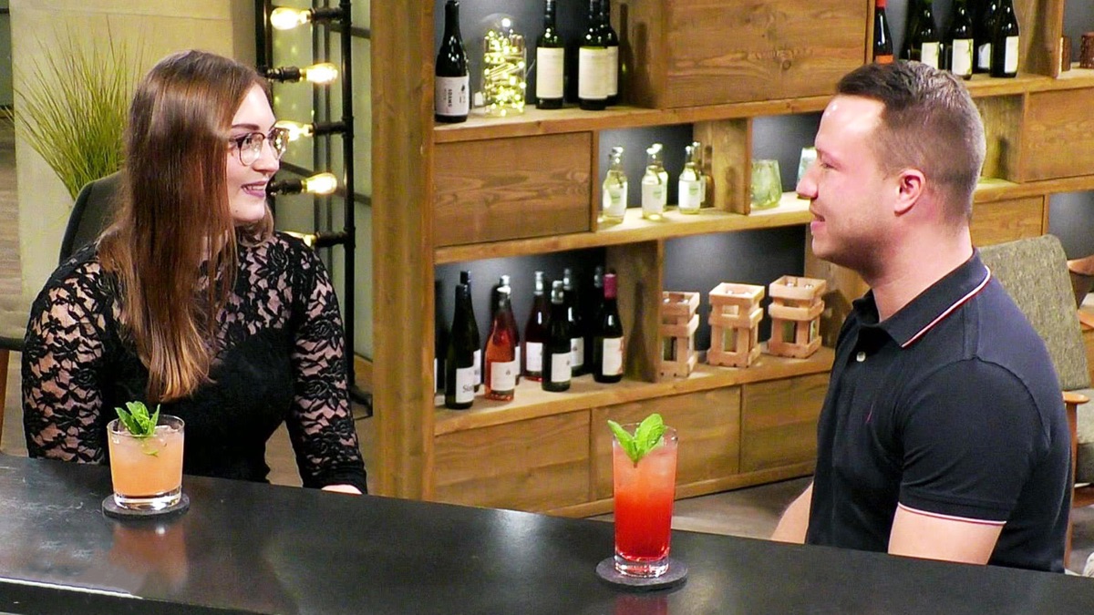 U. a. mit: Samira und Christian - First Dates - Ein Tisch für zwei ...