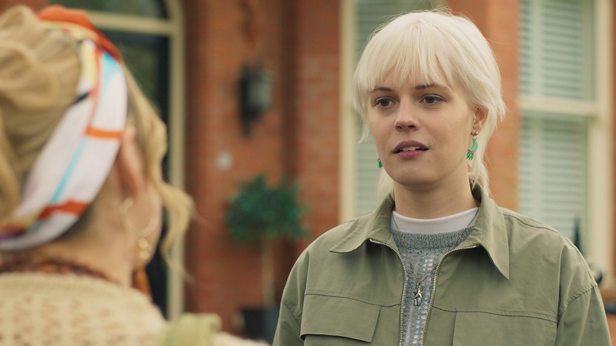 Bonnie - A Kind of Spark (Series 2, Episode 2) - Apple TV (UK)