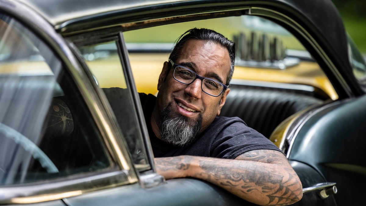 Bush Wreck Rescue - Apple TV (CA)