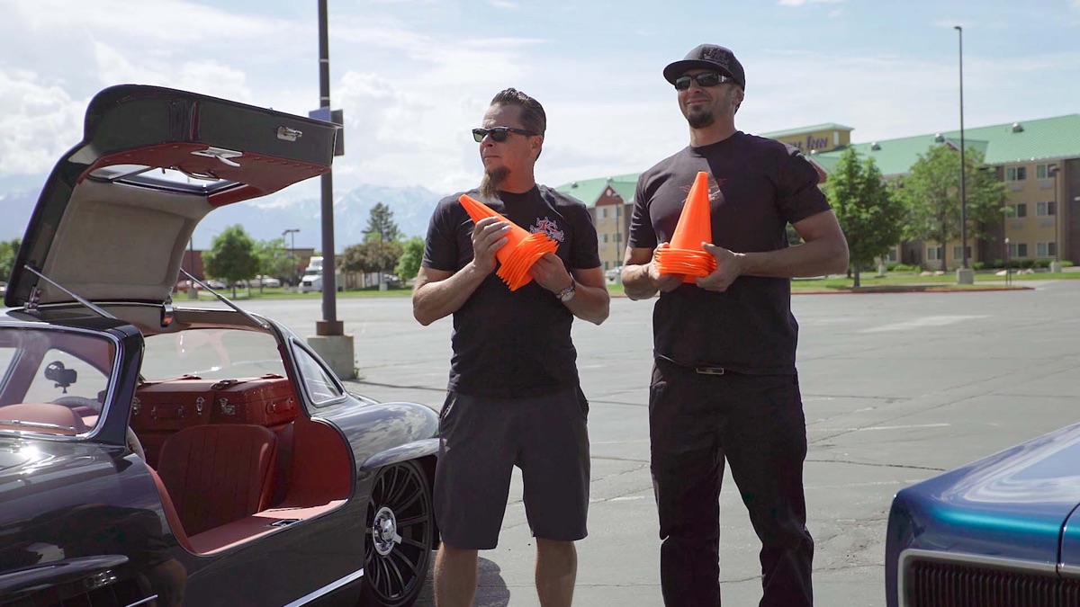 ‎It's 1200 Miles to Columbus, and We've Got a Trailer Full of Bitchin ...