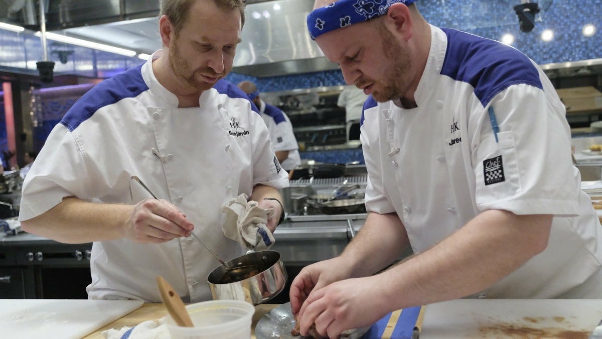 Just Letter Cook – Hell's Kitchen (Season 17, Episode 4) - Apple TV (CA)