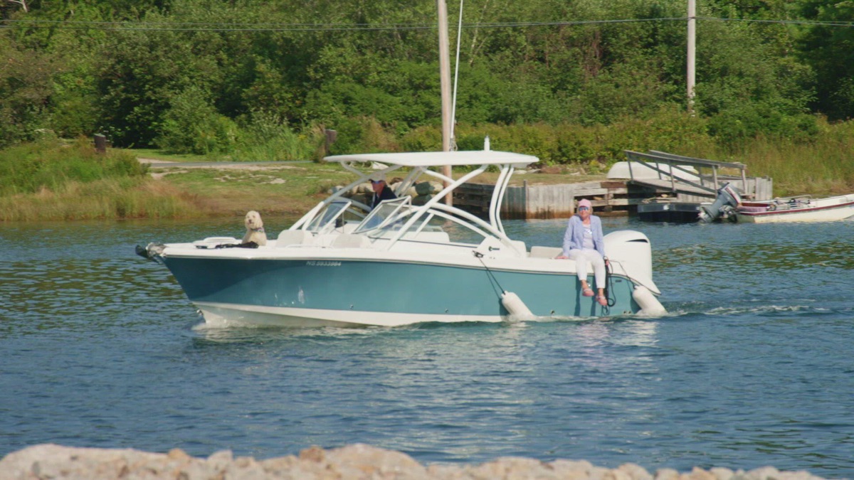 Judi and Tom - Oceanfront Property Hunt (Season 1, Episode 2) - Apple TV