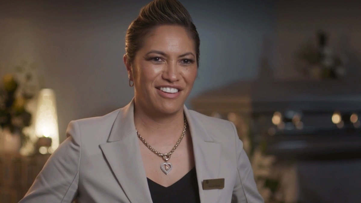 Episode 1 – The Casketeers (Season 5, Episode 1) - Apple TV (AU)