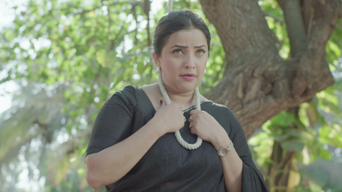 Savni's Staged Suicide Drama - Premachi Goshta (Season 1, Episode 520) - Apple TV