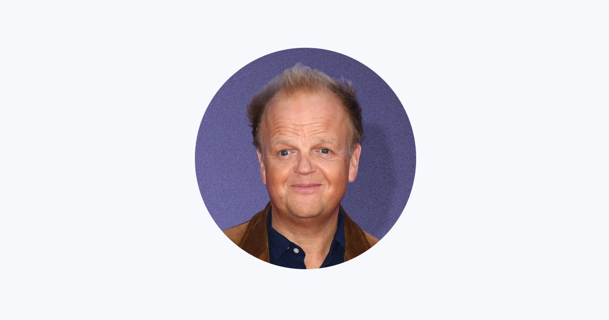 ‎Toby Jones - Movies, TV Shows, Music, and Podcasts - Apple Snapshot