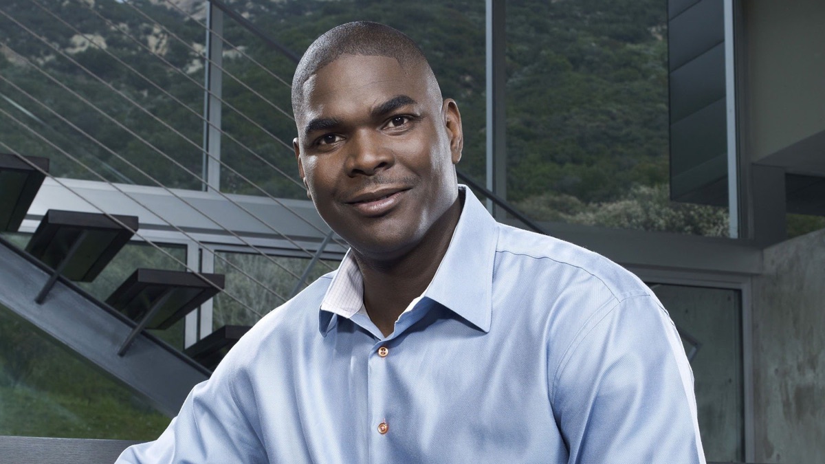 Keyshawn Johnson: Tackling Design - Apple TV