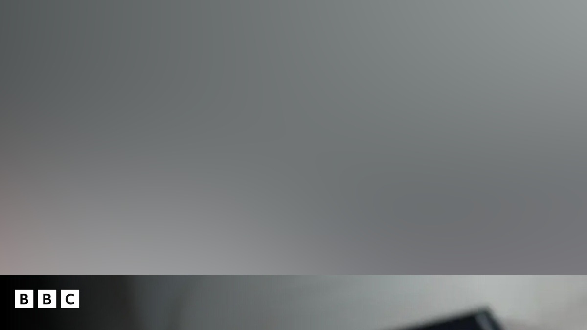 ‎Google’s ‘Willow’ Quantum Computer - Apple TV