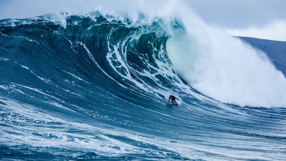 Red Chargers - Apple TV
