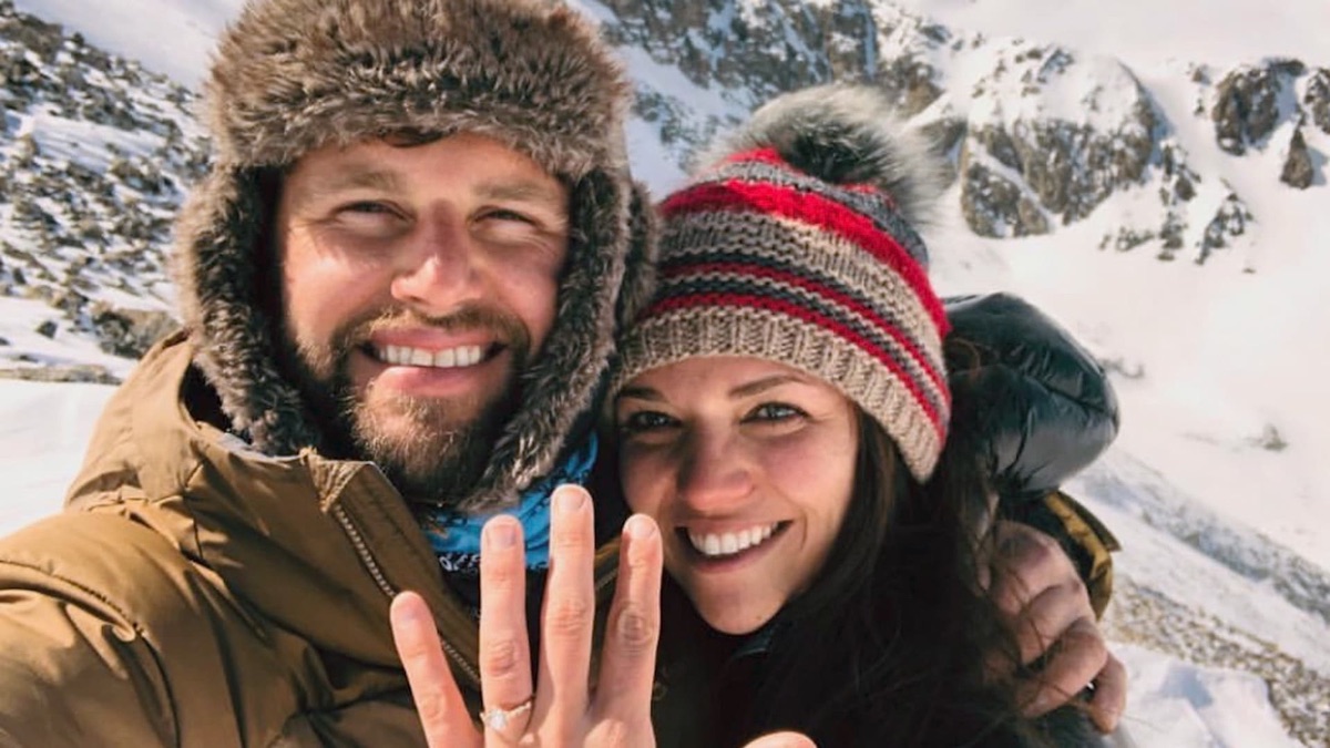 Love on the Rocks - Apple TV (CA)