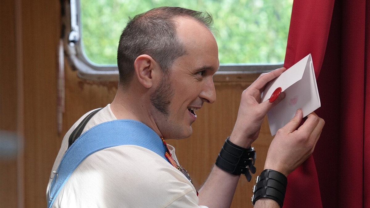 ‎9 X 7 – Taskmaster (Season 20, Episode 1) - Apple TV (AU)