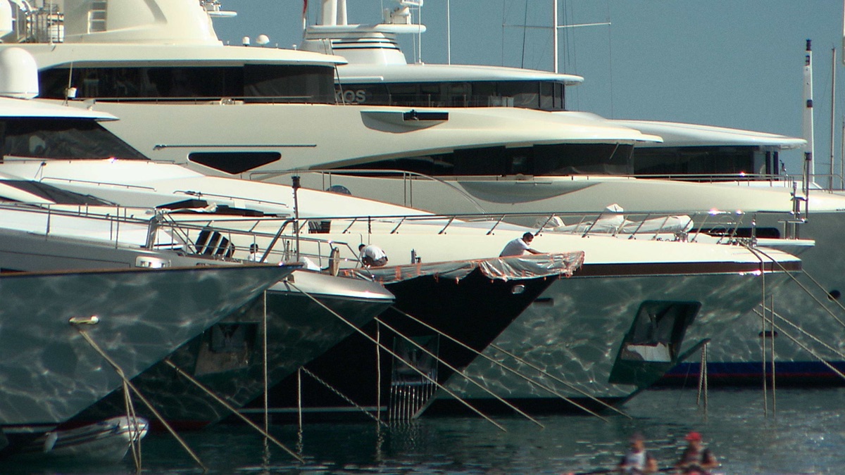 Travel in Style - Apple TV