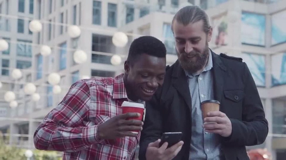 Wilbur's Conspiracy Theories: A Begginers Guide to UFOs - Apple TV