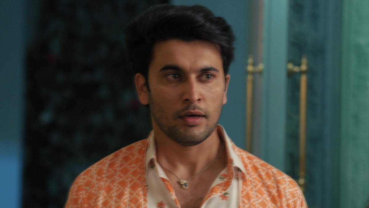 Preesha Gets Caught - Aankh Micholi (Season 1, Episode 12) - Apple TV