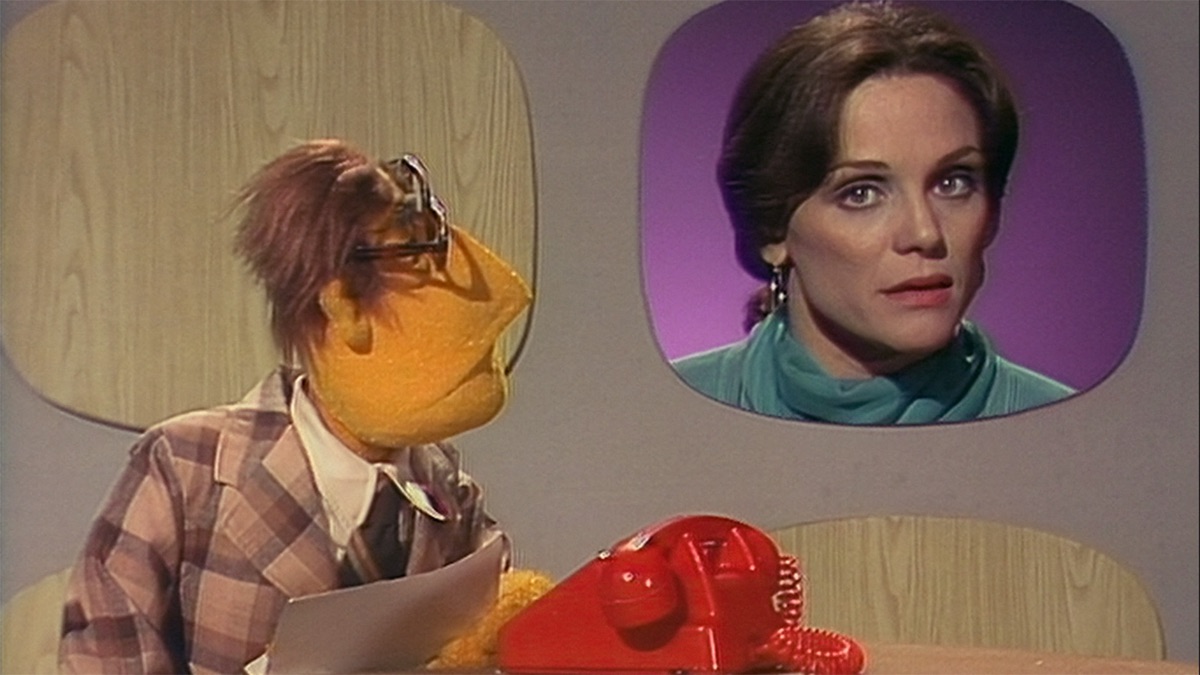 Guest: Valerie Harper - The Muppet Show (Series 1, Episode 20) - Apple ...