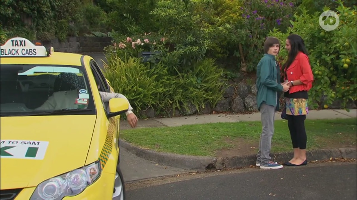 Neighbours - 12 Jul 2013 - Apple TV (AU)