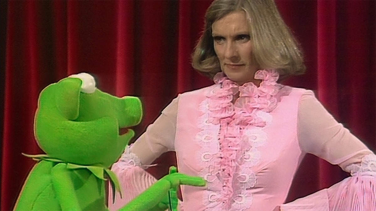 Guest: Cloris Leachman - The Muppet Show (Series 2, Episode 24) - Apple ...