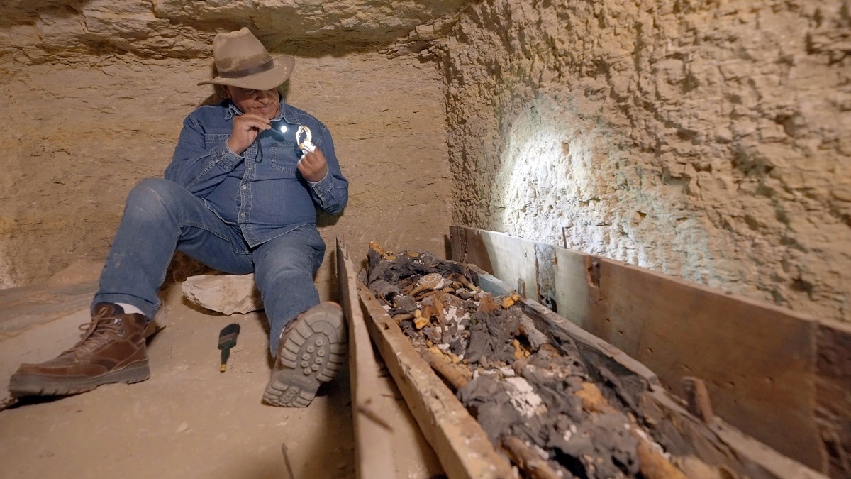 ‎The Secrets Of The Pharaoh's Tombs – Tombs Of Egypt: Imhotep, The Pyramid Creator (Season 1 ...