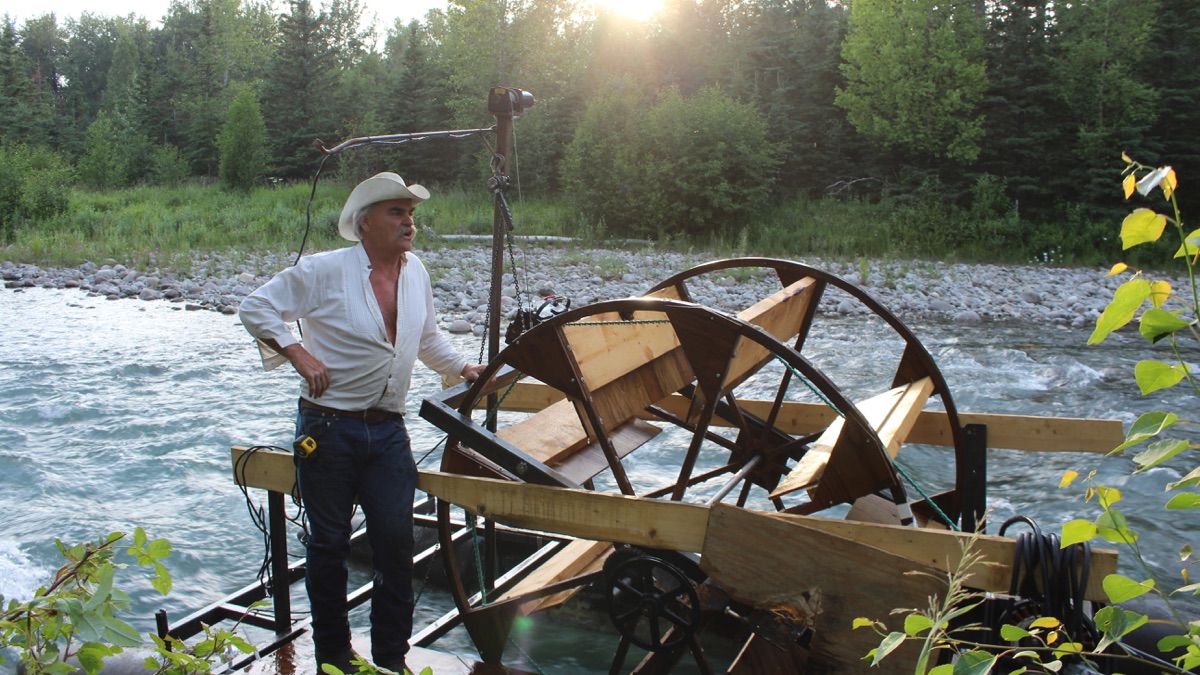 Troubled Water - Homestead Rescue (Season 6, Episode 6) - Apple TV