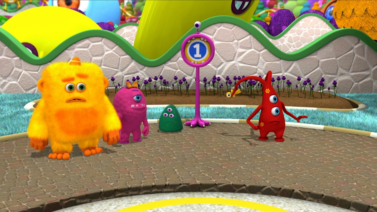 The Big Stink // Monster Muffin Muddle - Monster Math Squad (Season 1 ...