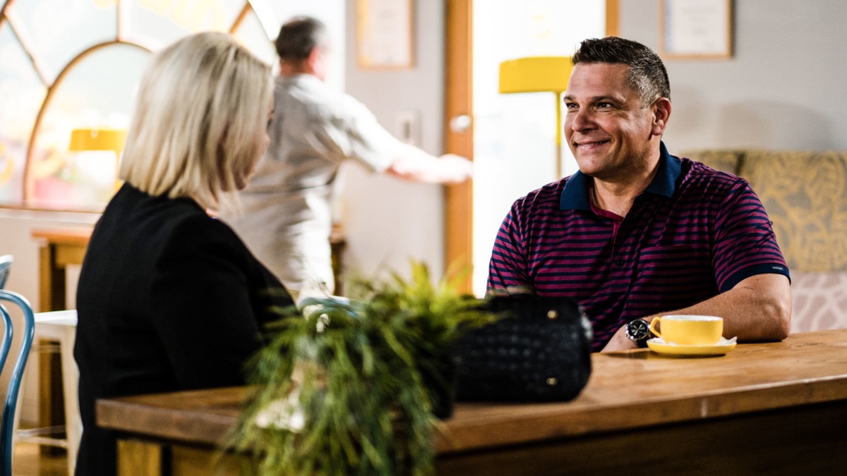 Episode 8308 - Neighbours (Season 38, Episode 42) - Apple TV
